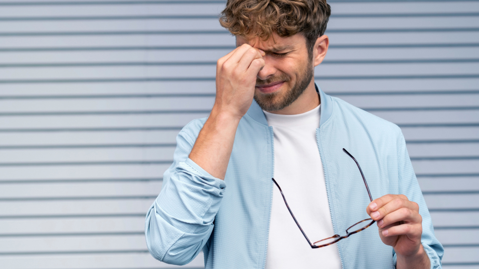 Eye strain, tired eyes, and burning eyes: what causes it and how to get ...