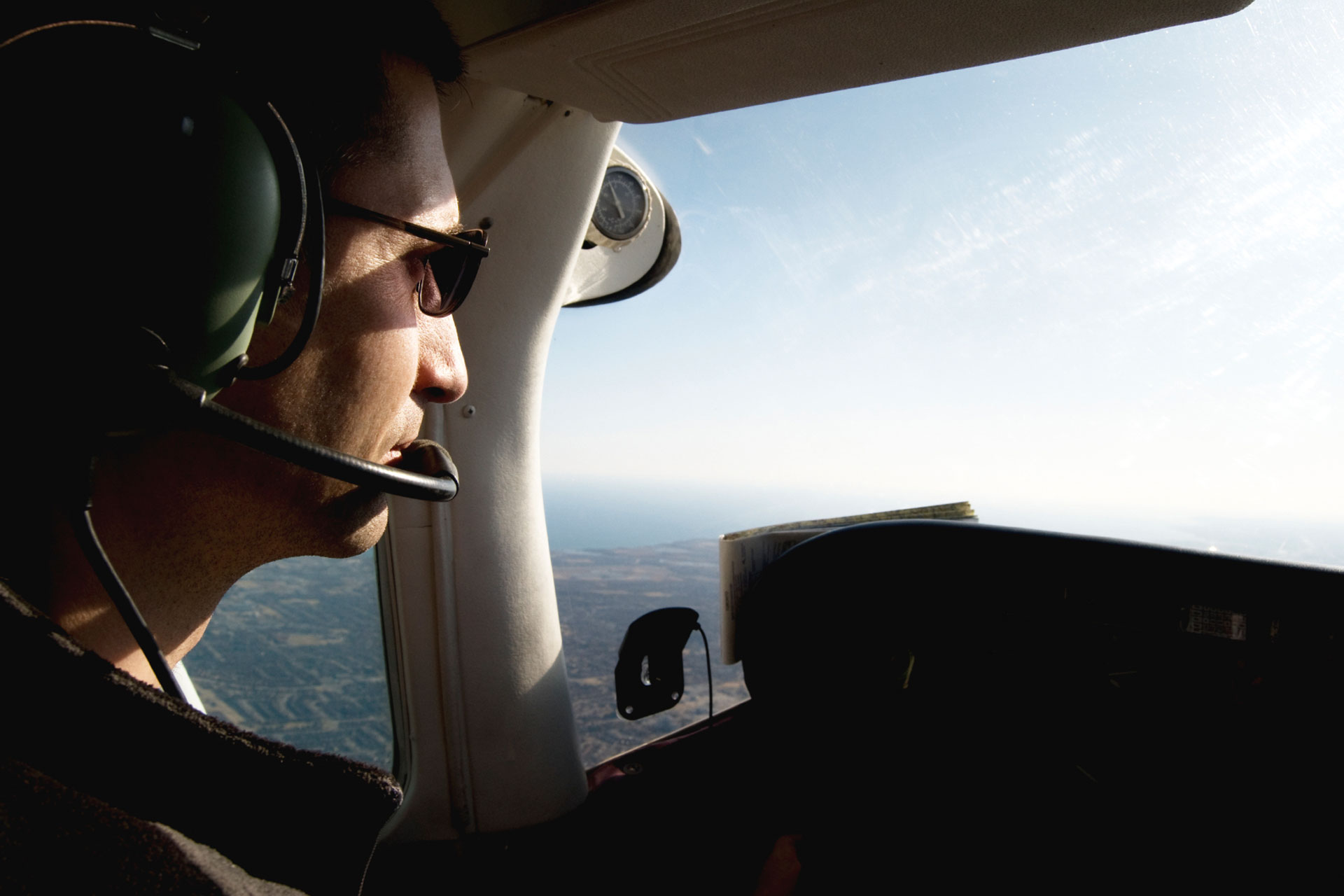 Spectacles for pilots – perfect vision even above the clouds